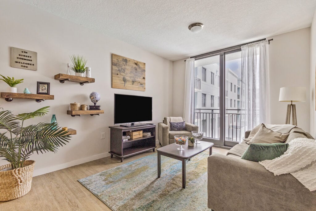 1-Bedroom Student Apartments Near FIU | 4th Street Commons